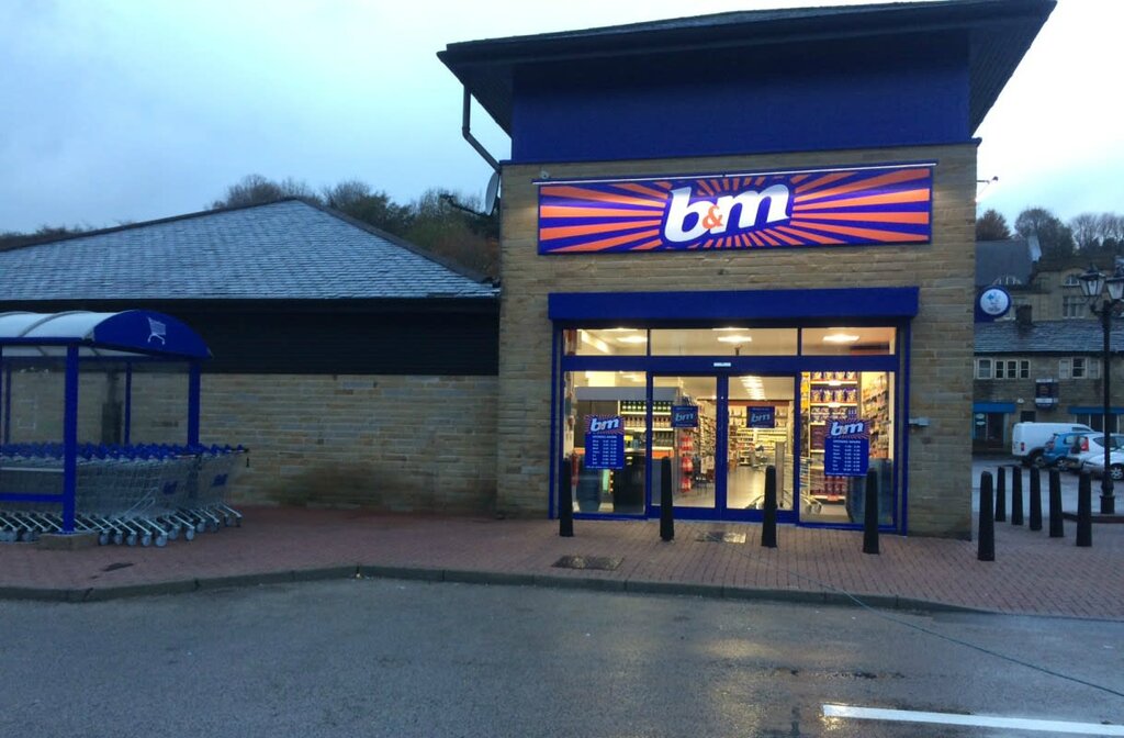 Şans oyunları B&m Store, İngiltere, foto