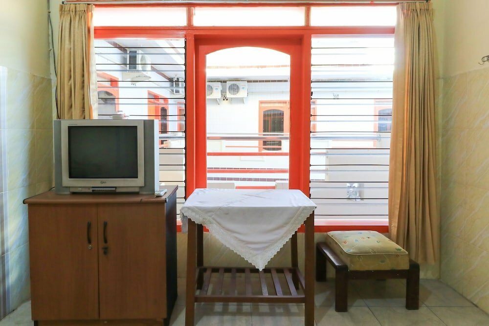 Otel Prenjak Syariah by Oyo Rooms, Surabaya, foto