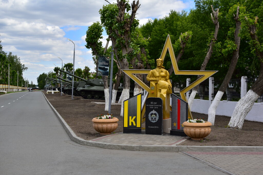 Üniversiteler Omsk Armored Engineering Institute, Omsk, foto