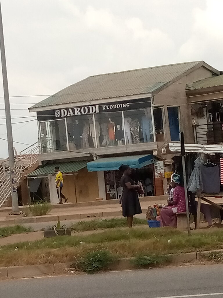 Giyim mağazası Darodi klodding, Dünya, foto