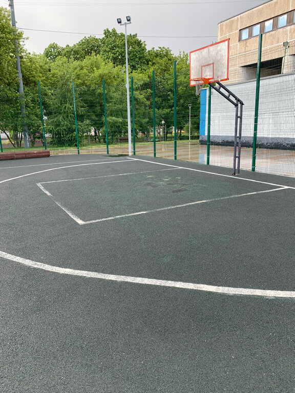 Spor alanı Баскетбольная площадка, Moskova, foto