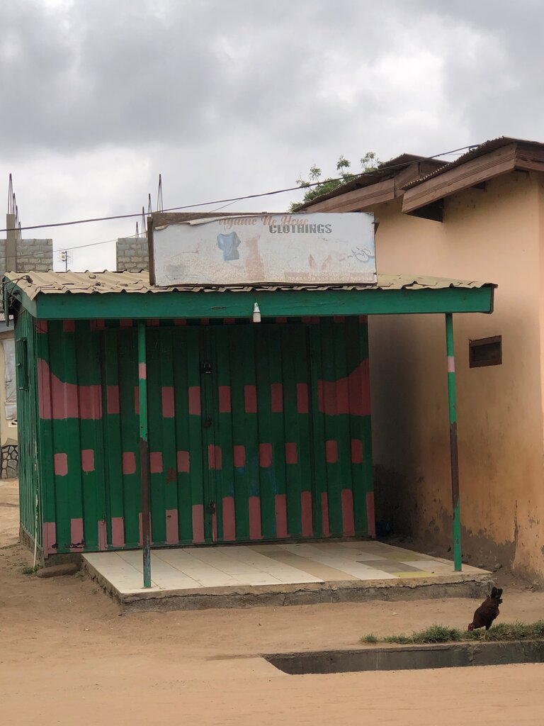 Giyim mağazası Nyame Ne Hene Clothings, Dünya, foto