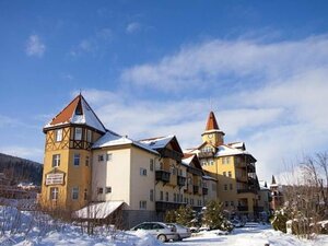 St. Lukas Medical & SPA (Lodz Voivodeship, Piotrków Trybunalski, ulica Sienkiewicza, 21), otel  Swieradow‑Zdroj'dan
