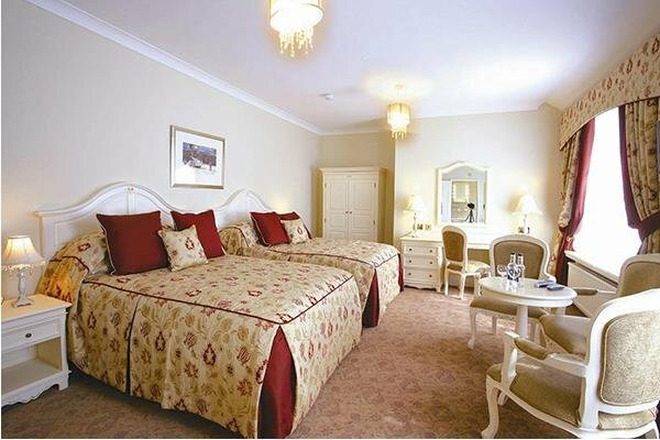 Otel Feathers Royal Hotel, Aberaeron, foto