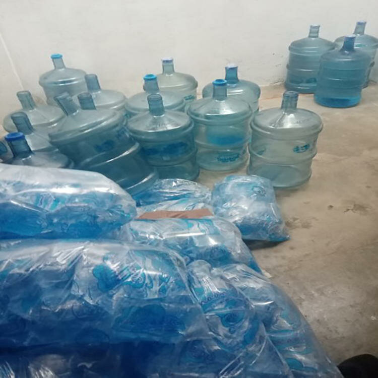 Alkolsüz içecekler Multiservicios Agua La Cascada, Guatemala, foto