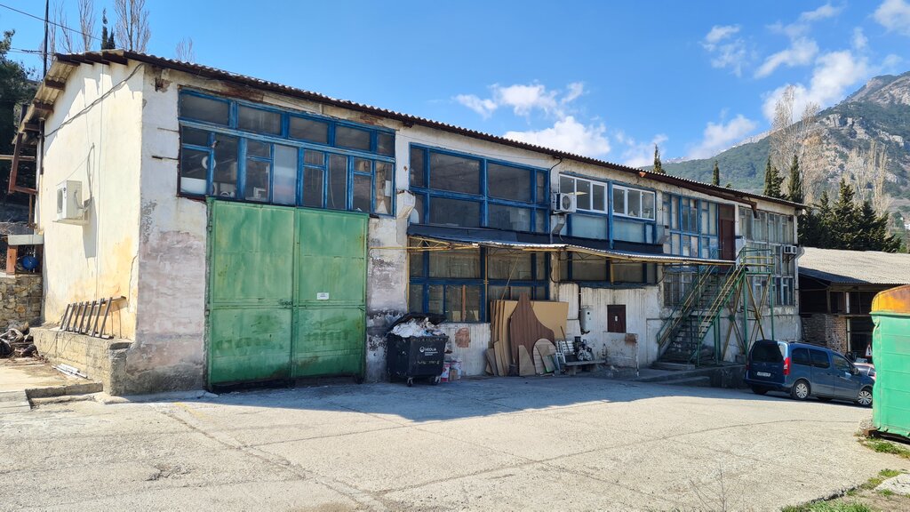 Otobüs park yerleri ООО Евротранс, Yalta, foto