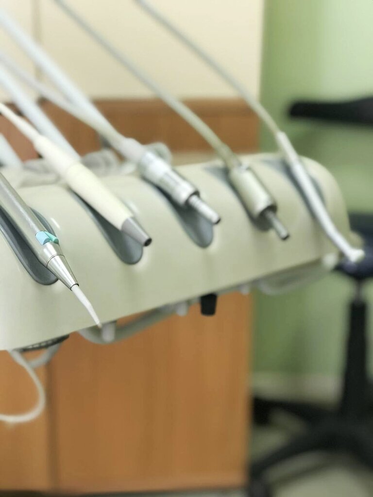 Özel ağız ve diş sağlığı klinikleri ve muayenehaneleri Landysh, Saint‑Petersburg, foto