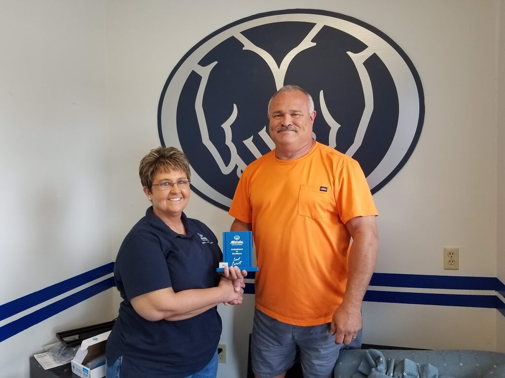 Sigorta şirketleri Rocky Hummel: Allstate Insurance, Tennessee Eyaleti, foto