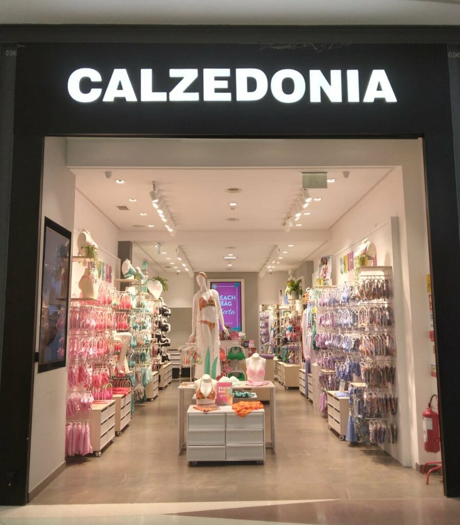 Giyim mağazası Calzedonia, Porto, foto