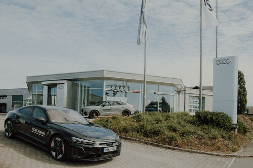 Oto aksesuarları Autohaus Friedrich Hoffmann Audi, Kuzey Ren‑Vestfalya, foto
