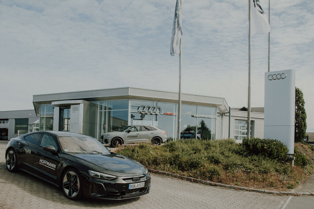 Oto aksesuarları Autohaus Friedrich Hoffmann Audi, Kuzey Ren‑Vestfalya, foto