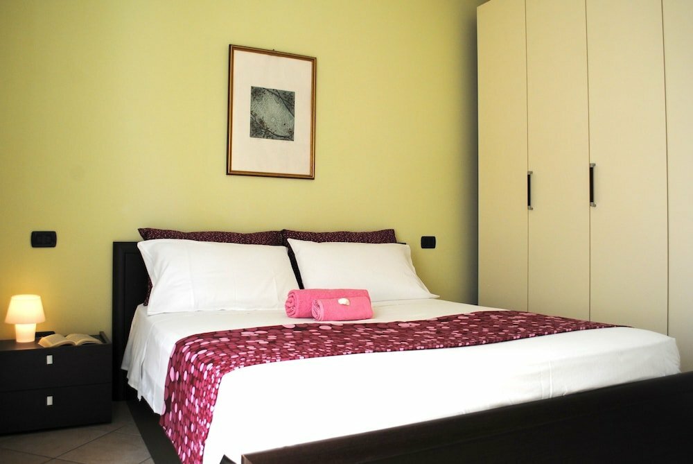 Otel Bnbook - Residence Santa Giulia, Milano, foto