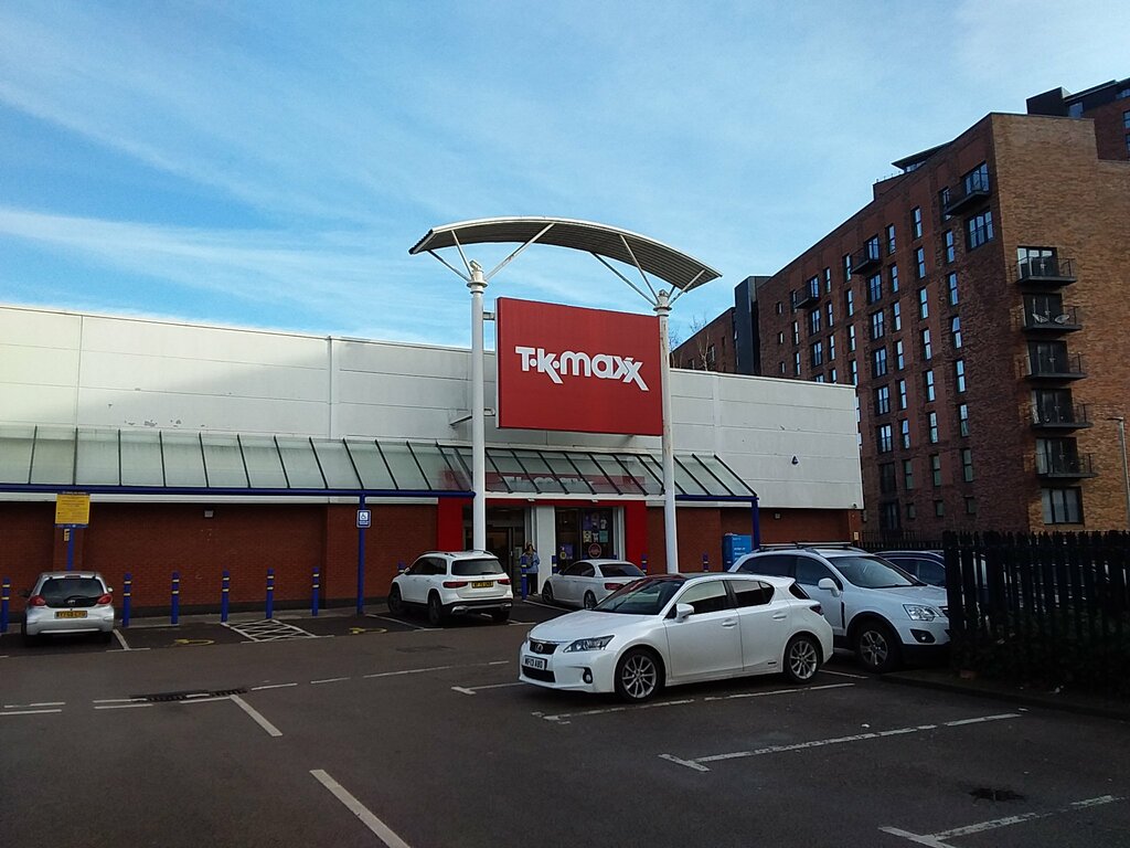 Büyük mağazalar Tk Maxx, İngiltere, foto