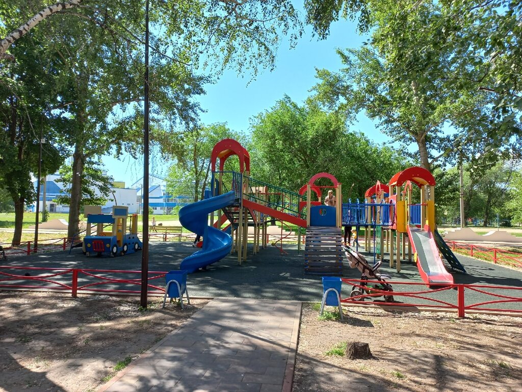 Oyun alanı Playground, Otradny, foto