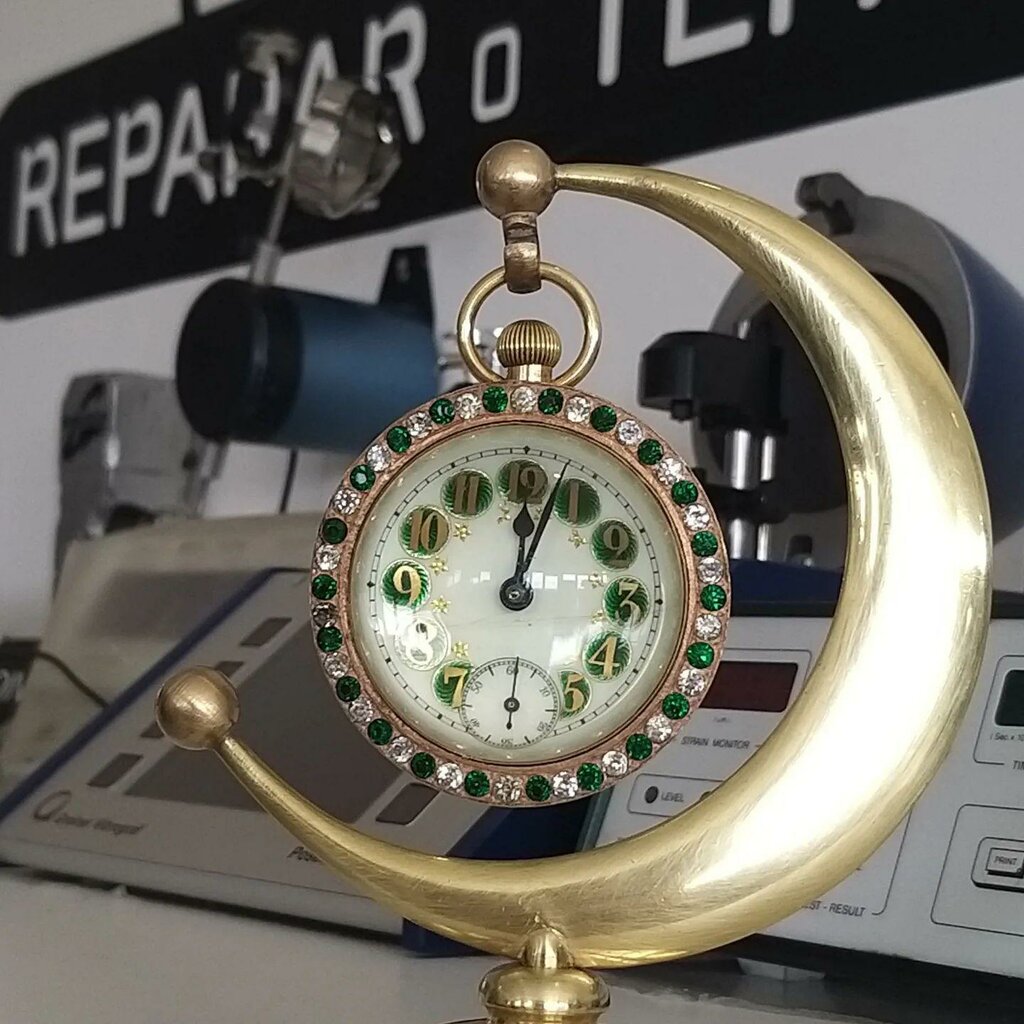 Saatçiler Reparar o Tempo Oficina dos Relógios, Lizbon İlçesi, foto