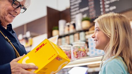 Kurye hizmetleri DHL, Dünya, foto