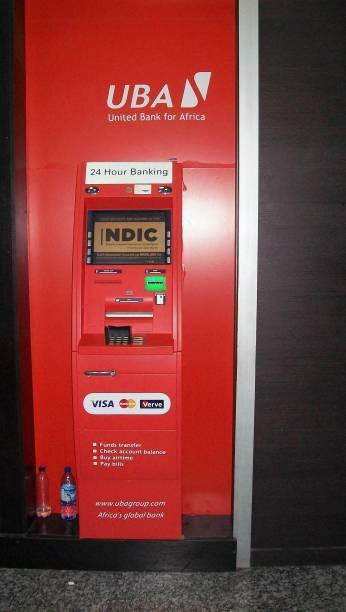 ATM'ler Uba, Dünya, foto