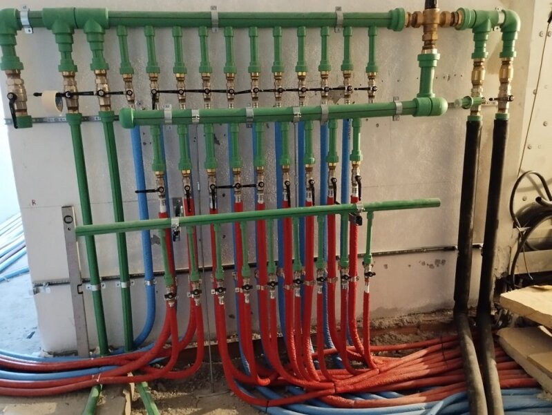 Sıhhi tesisat hizmetleri Petta Impianti S. R. L., Sardunya, foto