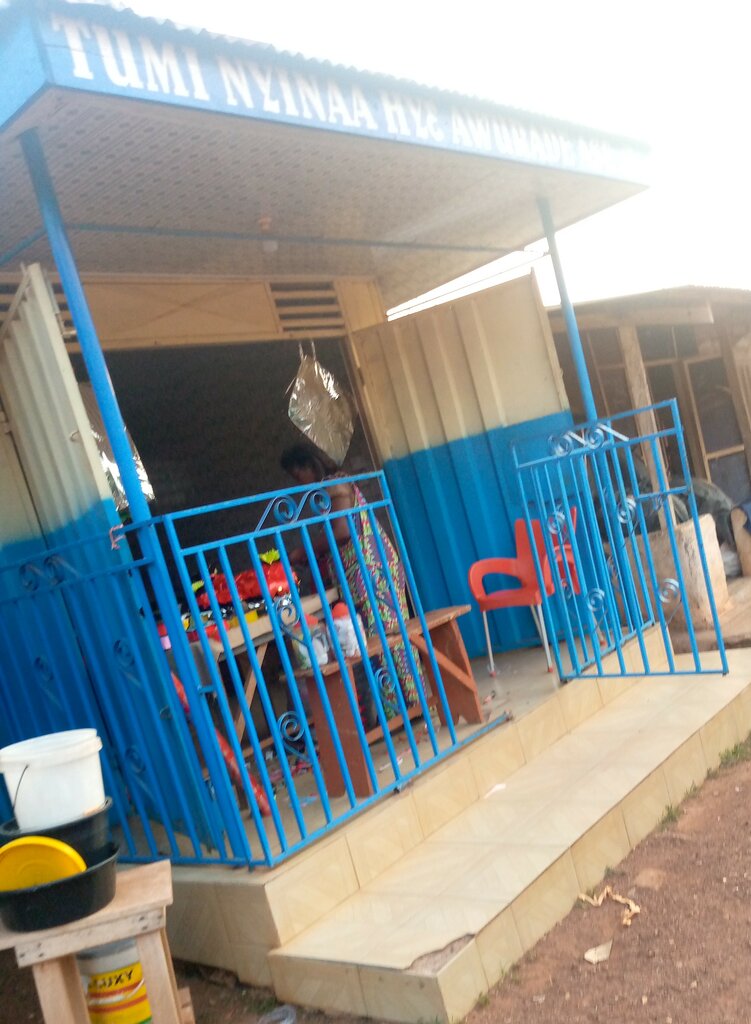 Terziler Tumi nyinaa hye Awurade mu, Dünya, foto