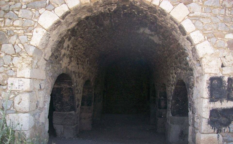 Anıt levhası, anıt taş Gödene Pamukcuhan, Konya, foto