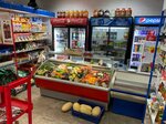 Продукты и Хозтовары (Leningrad Region, Vyborgskiy District, Polyanskoye selskoye poseleniye, posyolok Peski), market  Saint‑Petersburg ve Leningradskaya oblastından