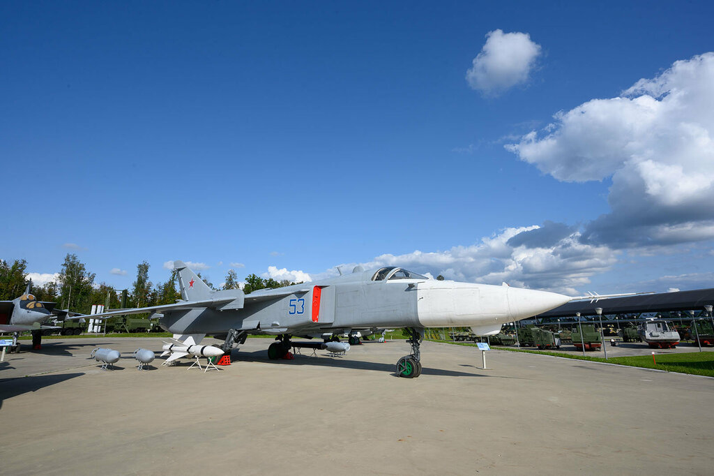 Teknoloji anıtı Самолёт-постановщик помех Су-24МП, Moskova ve Moskovskaya oblastı, foto