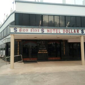 Hiriz Hotel Dollar (State of Gujarat, City of Bhuj, Airport Ring Road), otel  Bhuj'dan