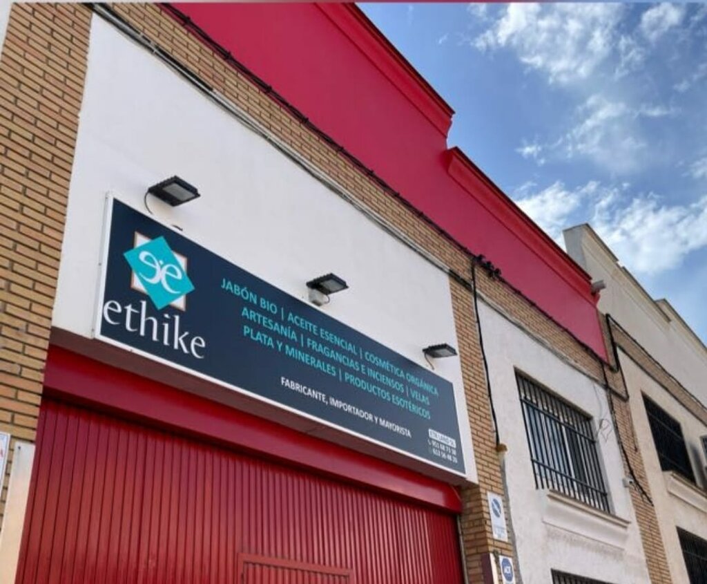 Kozmetik ve parfümeri firmaları Ethike, Malaga, foto