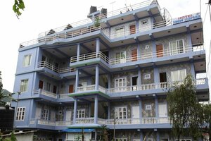 Hotel Snow Leopard (Gandaki, rayon Kaski, Pokhara), otel  Pokhara'dan