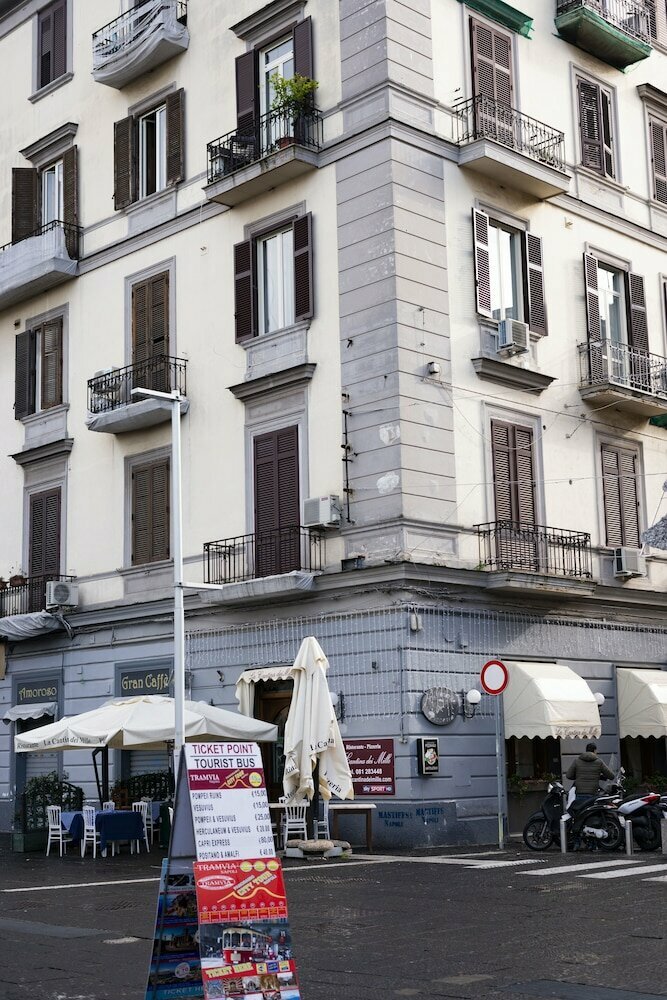 Otel Scaramantico Rooms, Napoli, foto