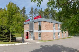 Serways Hotel Waldmohr (Saarland, Saarpfalz-Kreis, In der Gasse, 6), otel  Renanya‑Palatinate'den