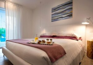 B&b Le Farfalle (Lombardy, Provincia di Milano, Cassina de' Pecchi, Via delle Magnolie, 3), otel  Lombardiya'dan