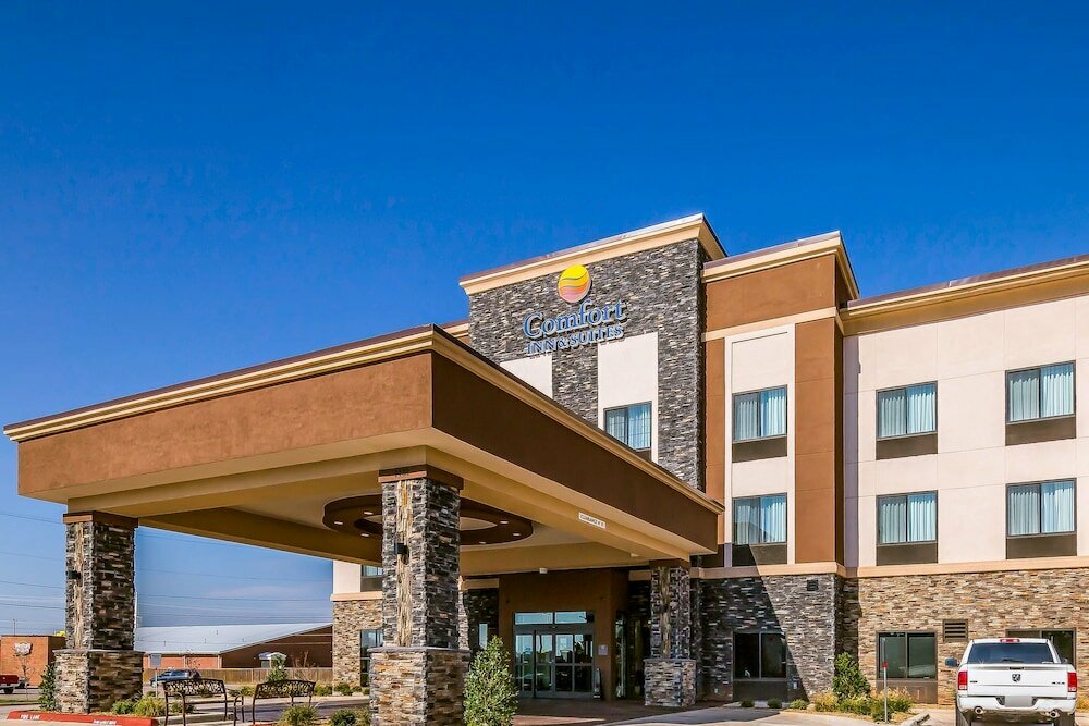 Otel Comfort Inn & Suites, Moore, foto