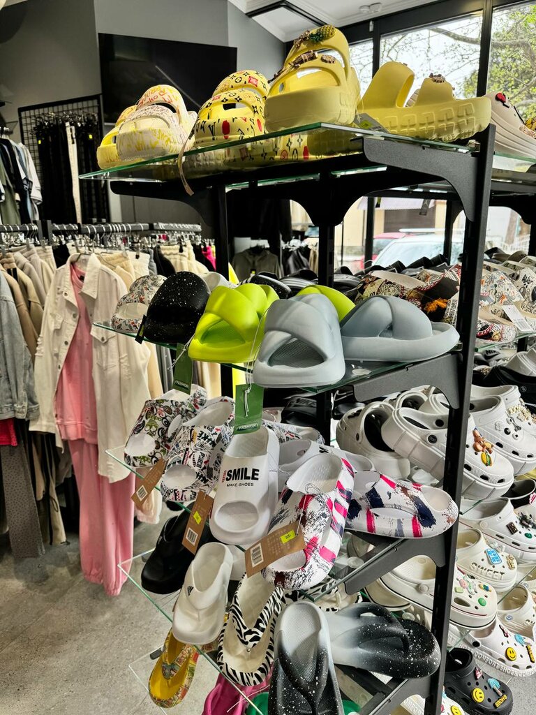 Giyim mağazası Sea Mood, Gelencik, foto