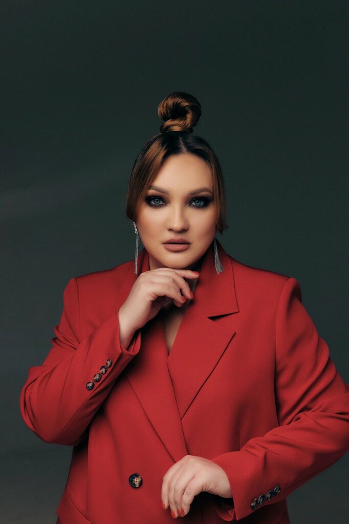 Kalıcı makyaj stüdyosu Studio Julia Maslova 's, Samara, foto