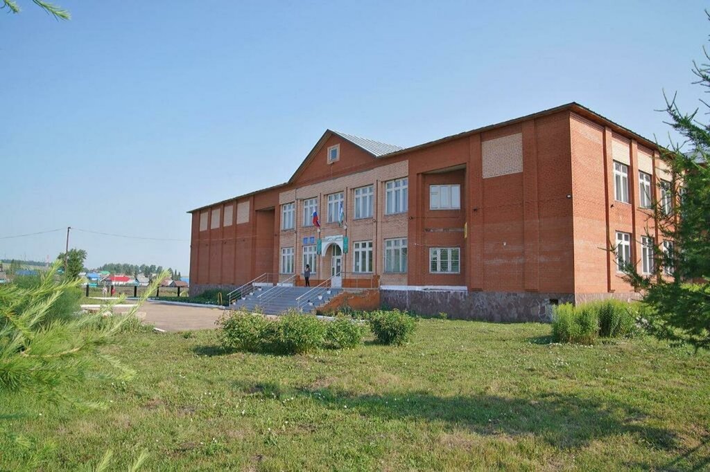 Ortaokul SOSh im. D. G. Kiyekbayeva s. Saitbaba, Başkurdistan, foto