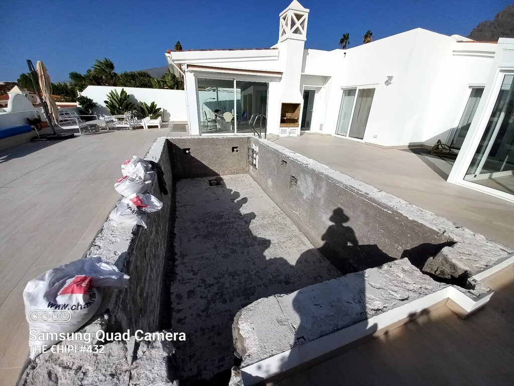 Yüzme havuzları Piscinas Tenerife, Kanarya Adaları, foto