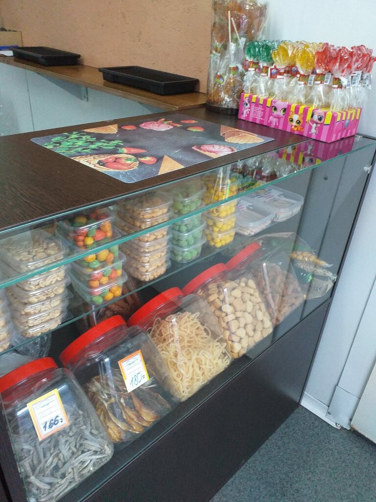 Bira dükkanı Разливное пиво, Saint‑Petersburg ve Leningradskaya oblastı, foto