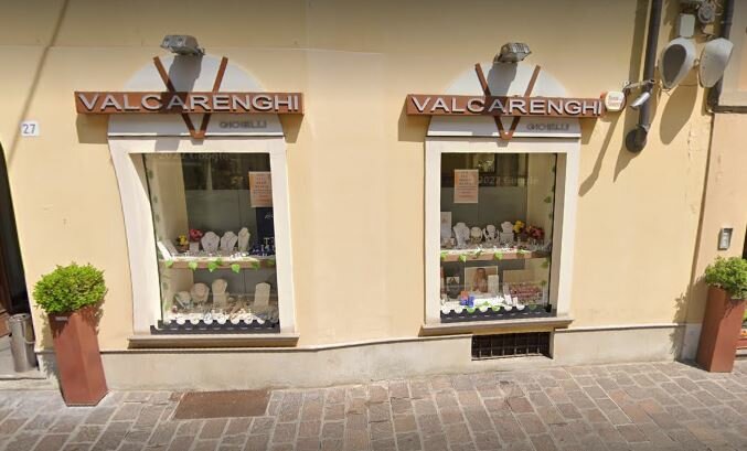 Saatçiler Valcarenghi Gioielli Oreficeria e Orologeria, Lombardiya, foto