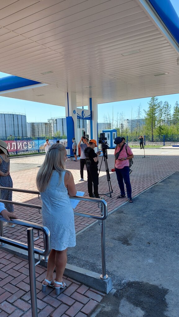 Benzin istasyonu AZS № 24 Sakhaneftegazsbyt, Saha Cumhuriyeti (Yakutistan), foto