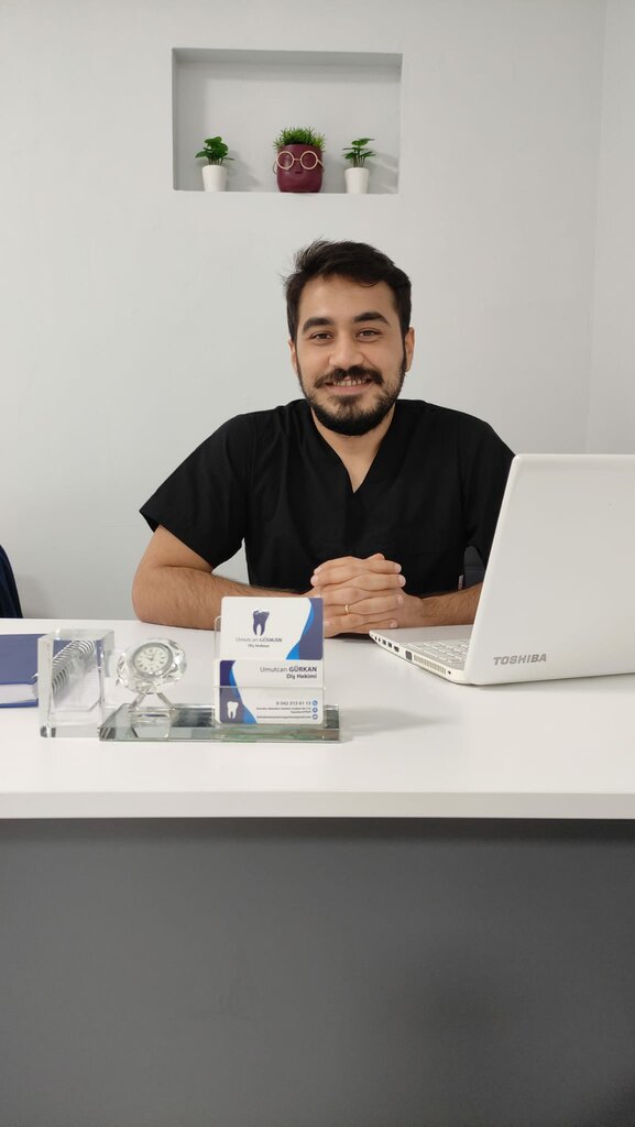 Özel ağız ve diş sağlığı klinikleri ve muayenehaneleri Diş Hekimi Umutcan Gürkan, Kuşadası, foto