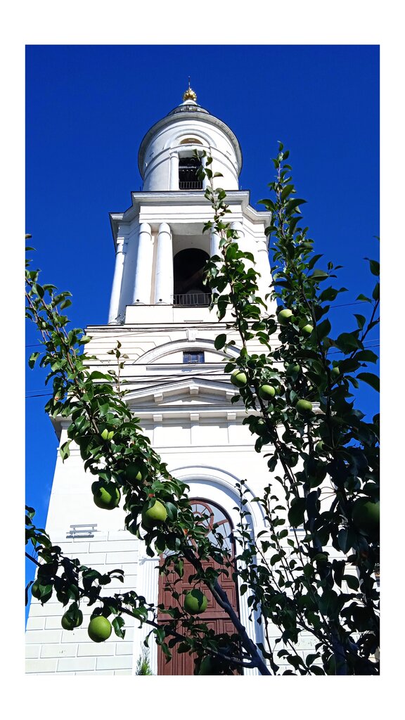 Şapel, haç anıtı Chasovnya Ioanna Predtechi V Mikhalevo, Moskova ve Moskovskaya oblastı, foto