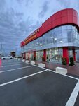 Xozstroymarket (Shosseynaya ulitsa No:108Б), yapı hipermarketi  Cherkessk'ten