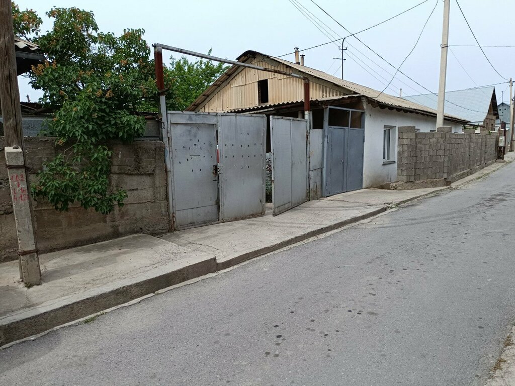 Mantar yetiştirme ve satış BaiGrib Mushroom Sales Point, Çimkent (Şımkent), foto