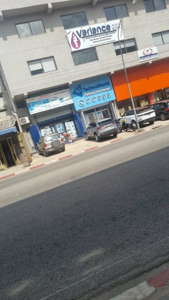 Elektronik eşya mağazaları TechnoWorld Treichville, Abican, foto