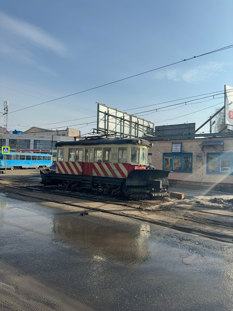 Toplu taşıma yönetimi ve bakımı Трамвайная конечная станция № 1 Хлебозавод, Kursk, foto