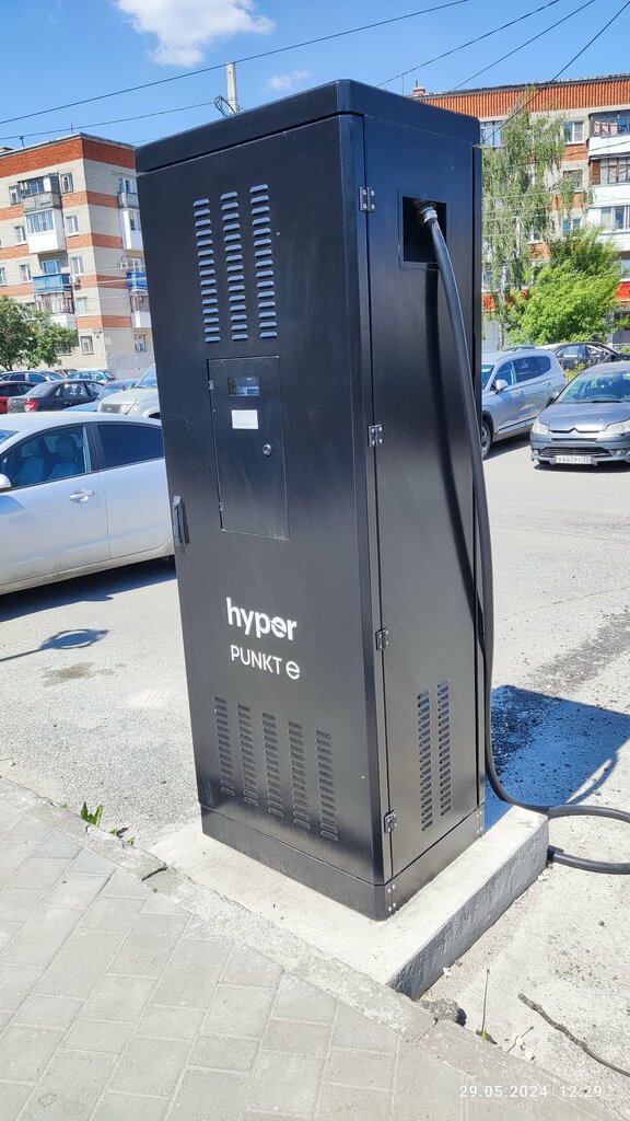 Elektrikli oto şarj istasyonları PUNKT E, Dzerjinsk, foto