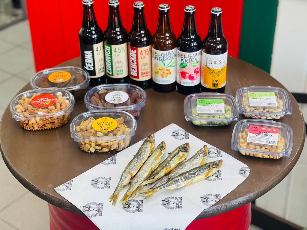 Bira dükkanı Kosulinskaya pivovarnya, Çeliabinsk, foto