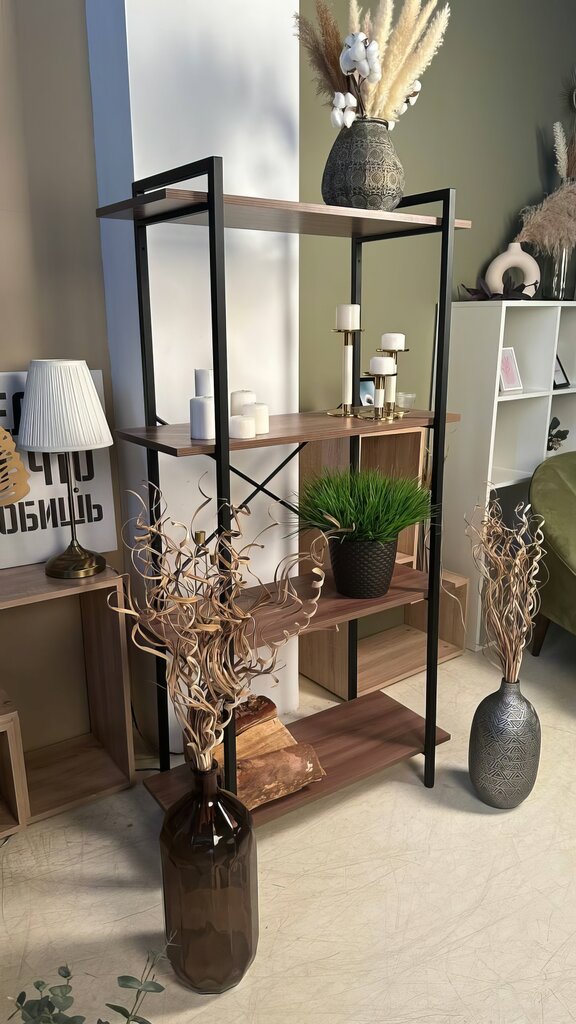 Metal mobilya Marketplace-B2, Moskova, foto