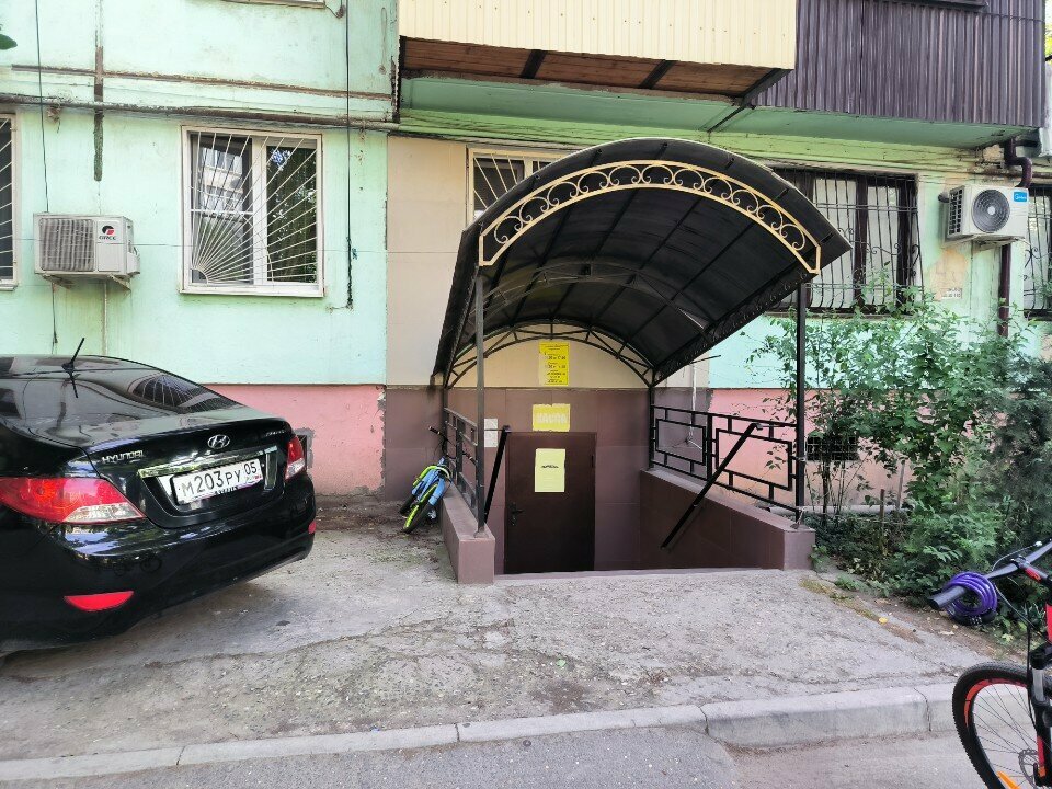 Bina, site yönetimi Upravlyayushchaya kompaniya № 17, Makhachkala, foto